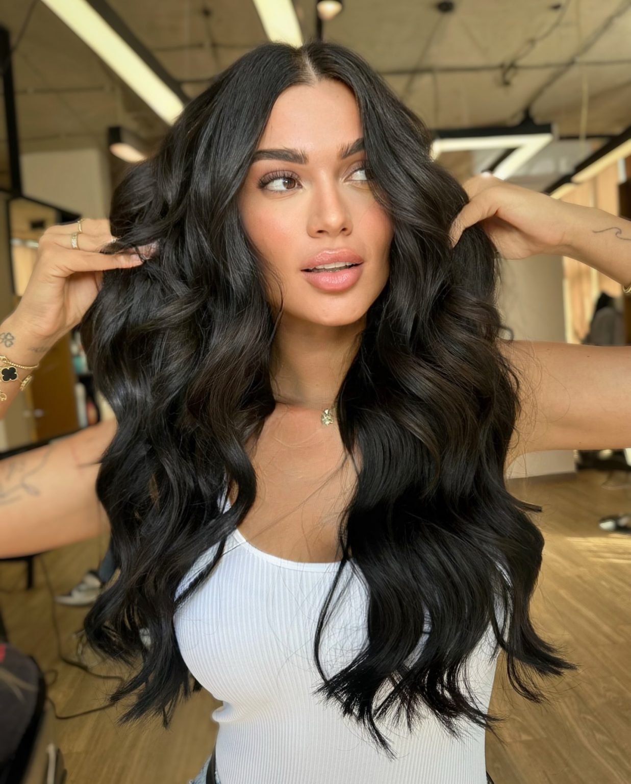 Top 25 June Hair Colors Ideas for Women in 2024: Brunettes, Blondes ...