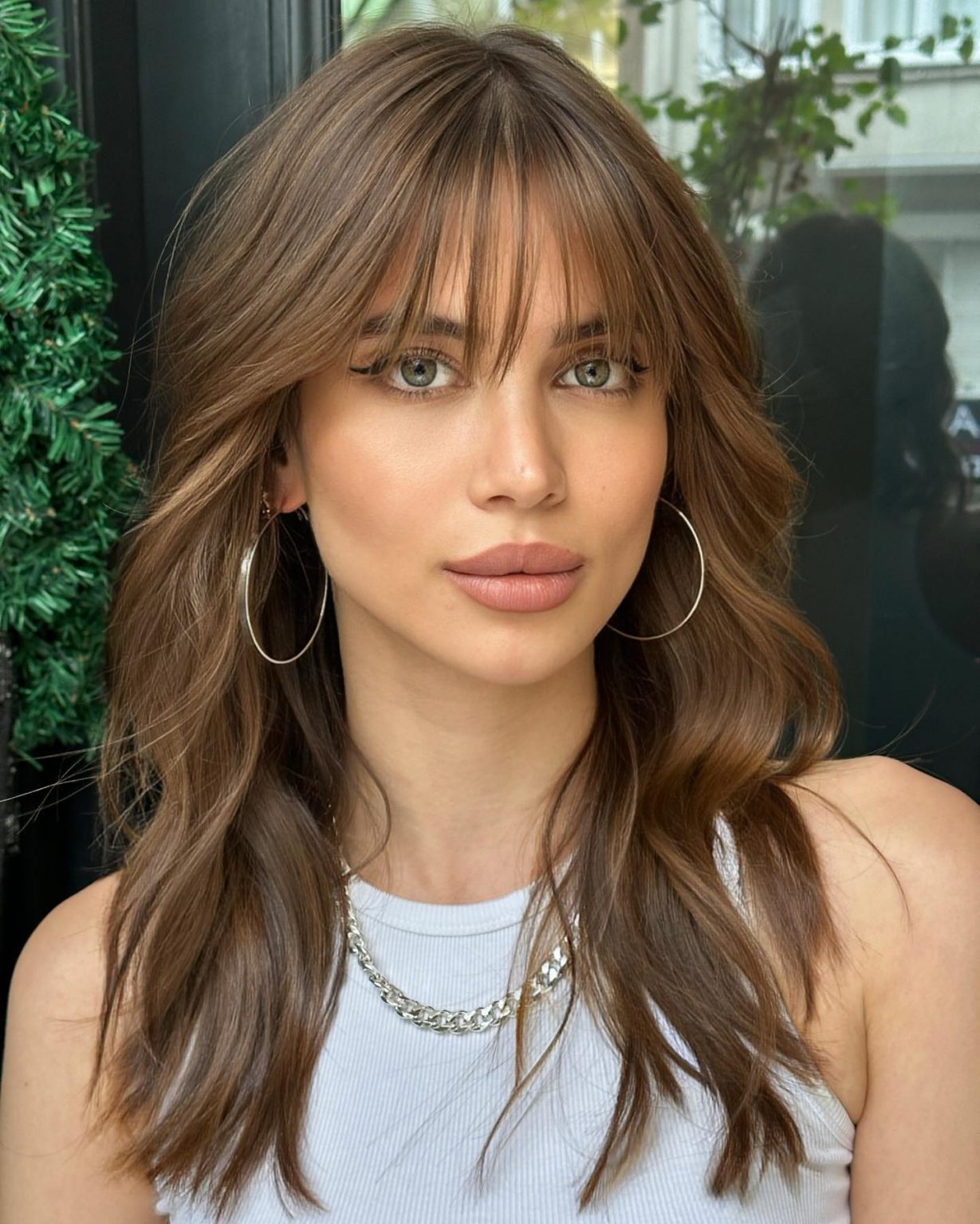 26 Stunning Brown Hair with Bangs Ideas for Women in 2024: Style ...