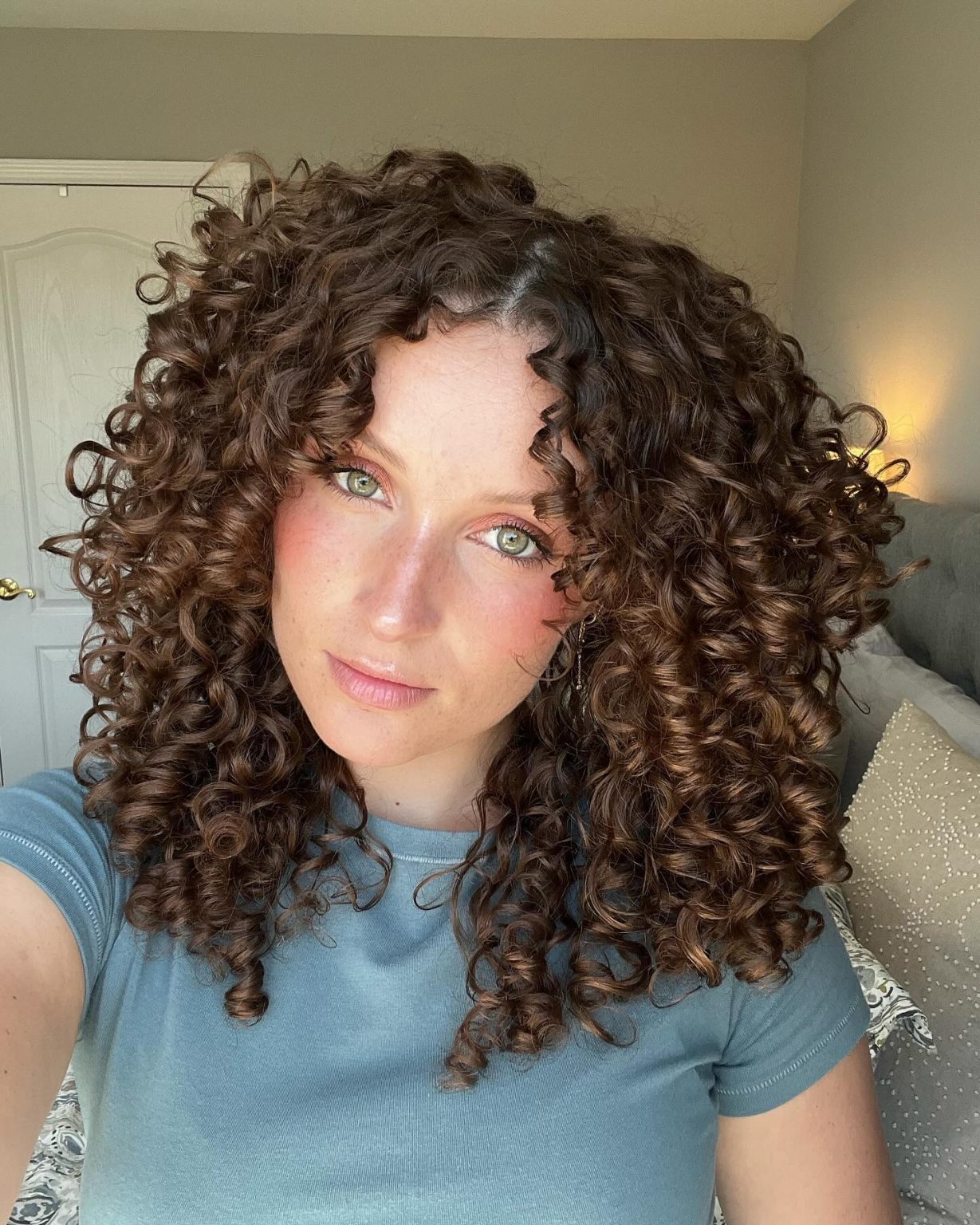 23 Best Butterfly Haircut Ideas for Curly Hair in 2024: Stylish ...